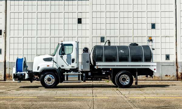 3 Applications for Sewer Jet Trucks in Municipalities | Vac-Con